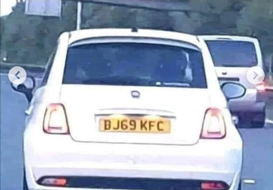 Darth KittyToes (@AmandaRex@fanglitch.space) - FanGlitch